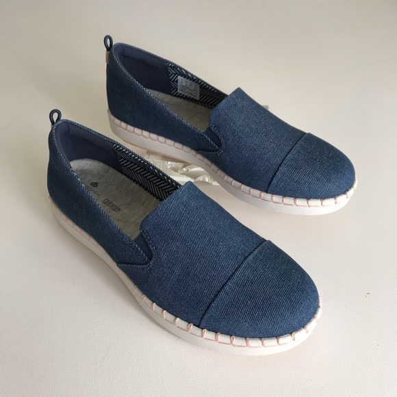 Clarks | Shoes | Clarks Step Glow Cloudsteppers Slipon Shoes | Poshmark